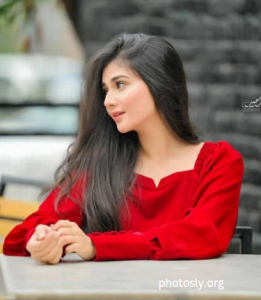 [1050+] Trendy Girls DP, Images, Photos & Wallpapers (2024)