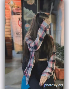 [1050+] Trendy Girls DP, Images, Photos & Wallpapers (2024)