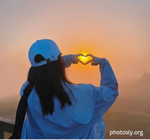 [1050+] Trendy Girls DP, Images, Photos & Wallpapers (2024)